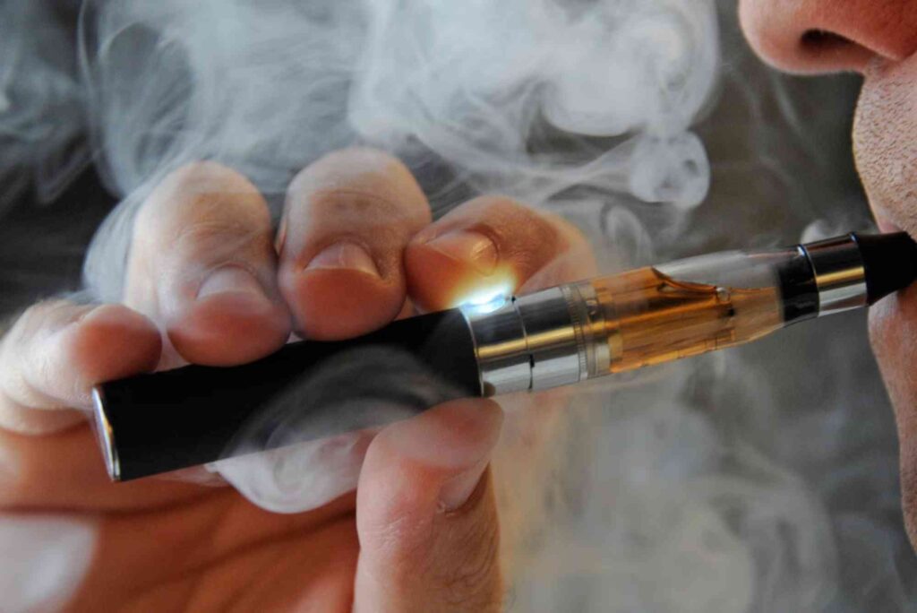 Is Selling Vapes to Minors Illegal - Vape Grove